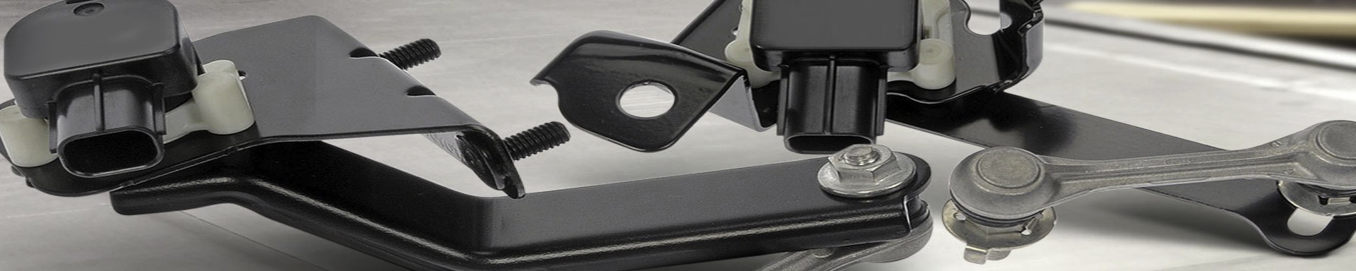 Suspension Self Leveling Sensors | GarageAndFab.com